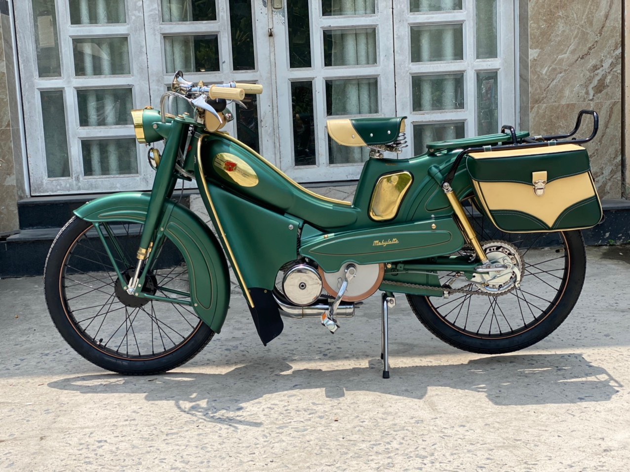 Mobylette AV65 - Màu Xanh Rêu Nhám